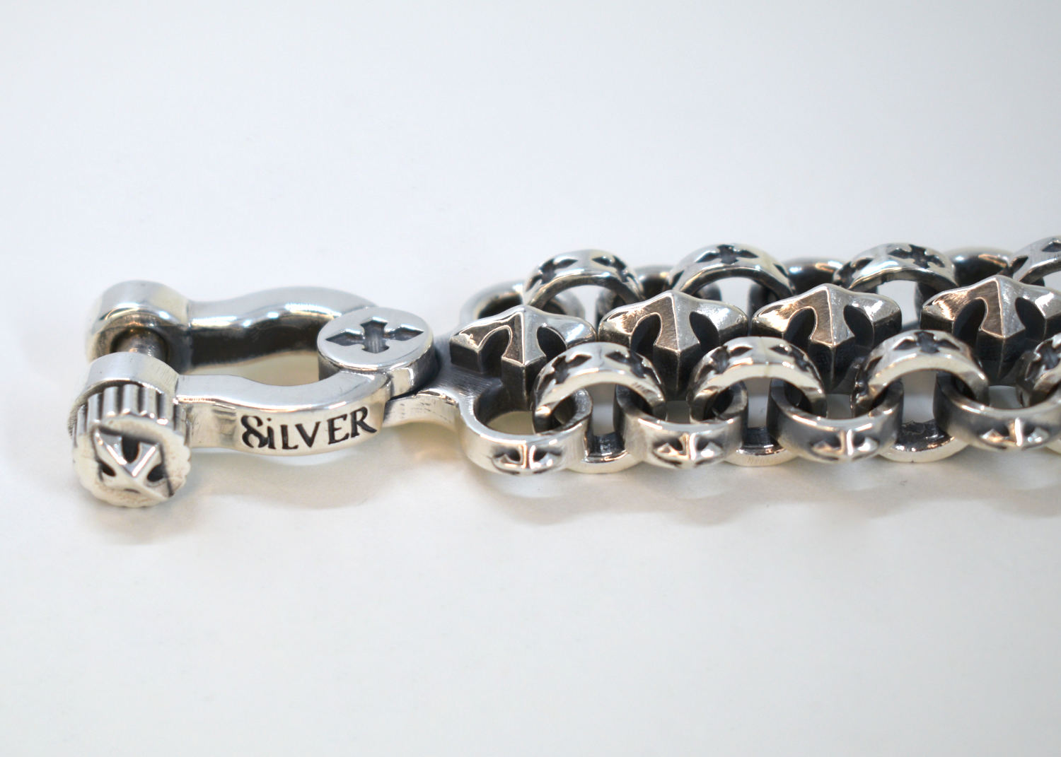 Shackle Bracelets | Handcrafted by Silver Luthier