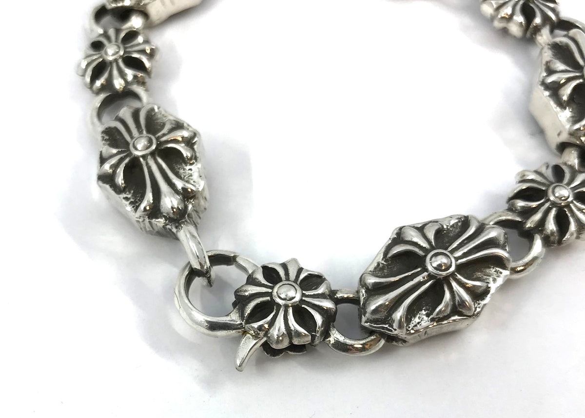Sanctity Bracelet | Handcrafted by Silver Luthier