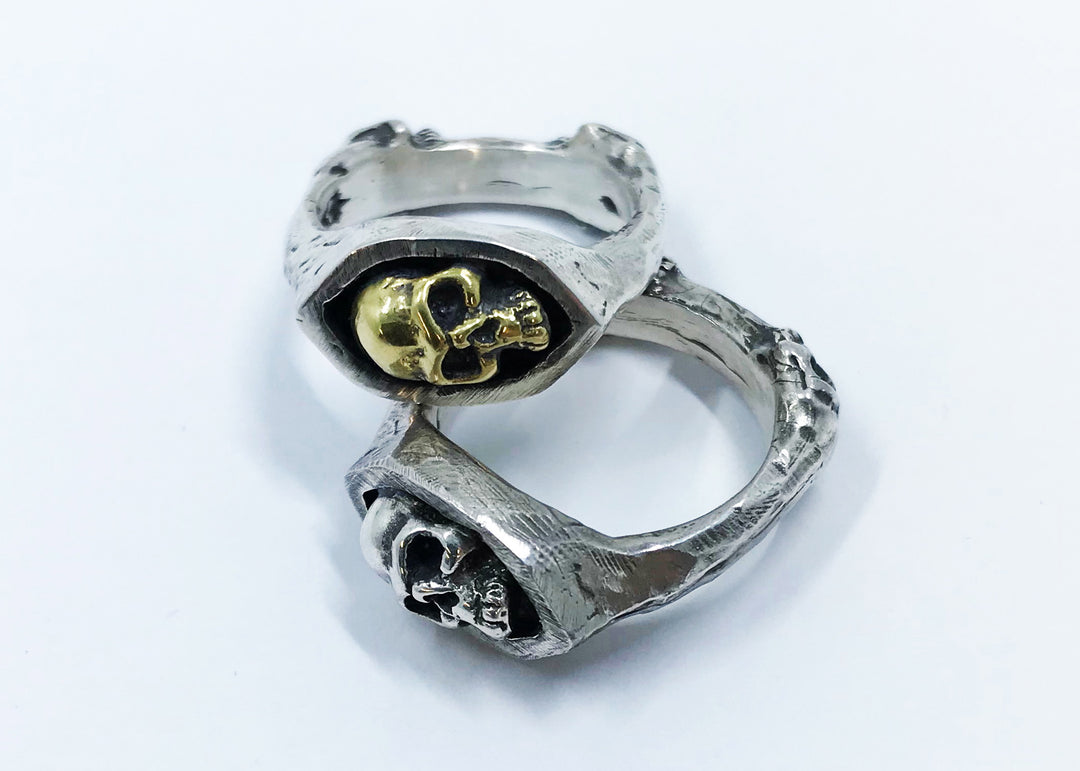 Shroud Ring | Handcrafted by Silver Luthier